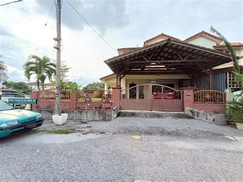 Corner Lot Rumah Teres 2 Tingkat Untuk Dijual Di Medan Pengkalan