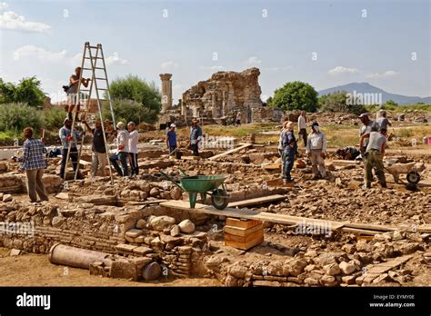 Archaeological Dig Hi Res Stock Photography And Images Alamy