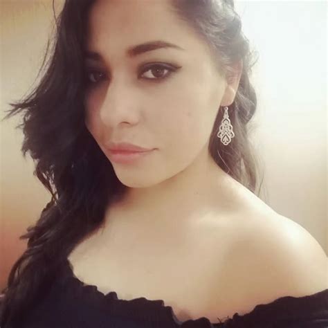 Vania Barrios Salazar Kanisv • Threads Say More