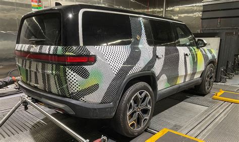 2025 Mẫu Rivian R1 được Trang Bị Pin Lfp Và Bơm Nhiệt Tài Liệu Bị Rò