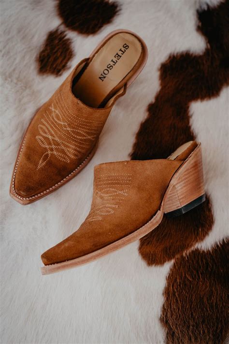 Stetson Tan Suede Mule Sizes 6 10 Suede Mules Mens Winter Boots
