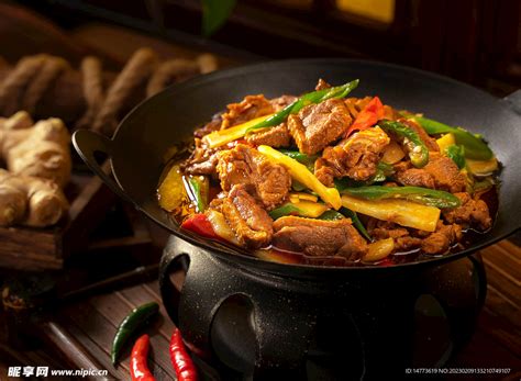 砂锅鸡肉煲摄影图 传统美食 餐饮美食 摄影图库 昵图网