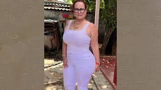 Sisi Salez Natural Beautiful Older Women Model Over Years Old Wiki