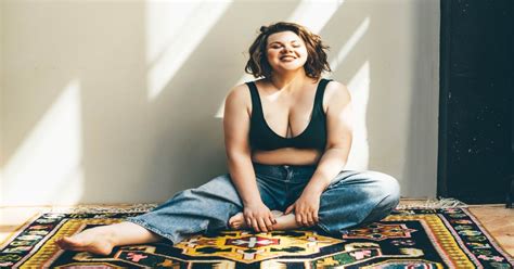 Summerwoes 5 Ways To Deal With Underboob Sweat