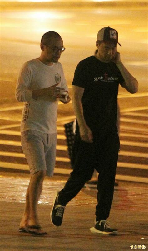 男神走鐘！黃立行雙下巴現形 自由娛樂