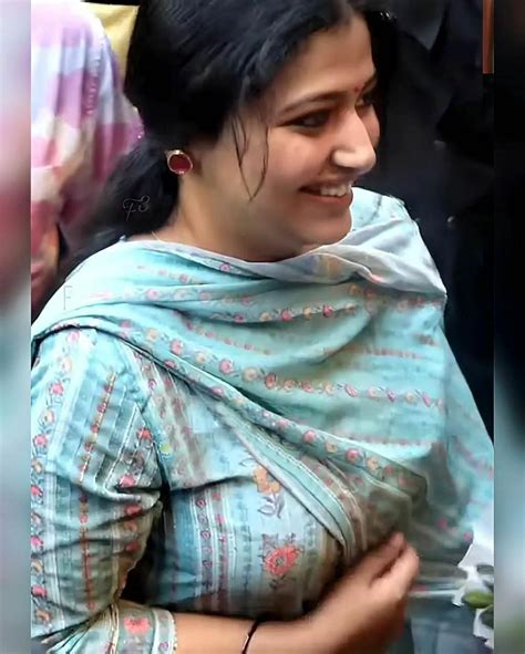 Anusithara R Malluhorny