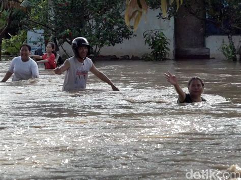 Berita Dan Informasi Banjir Di Polman Terkini Dan Terbaru Hari Ini