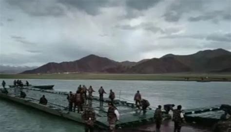 Indian Army Builds Bridge Across Indus In Ladakh Newsbharati