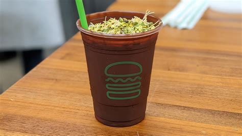 Review Shake Shacks Dubai Chocolate Pistachio Shake Gets Luxury Right
