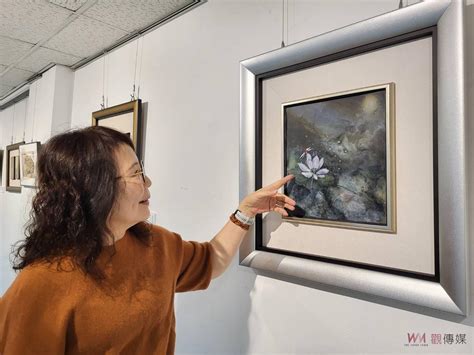 黃詩閔瓷版畫創作個展 花顏瓷語述說人生體悟 觀傳媒