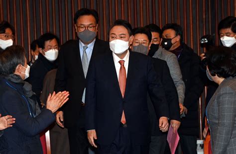 윤석열 자유민주주의·시장경제 동의하면 정파 관계 없이 통합