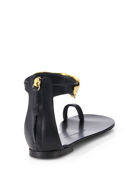 Lyst Giuseppe Zanotti Leaf Leather Toe Ring Sandals In Black