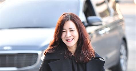포토엔hd 이항나 미소 보이며 돈꽃 종방연 참석