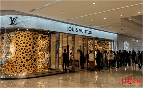 排队、缺货、涨价，奢侈品消费行业迎“春风”资本红星销售