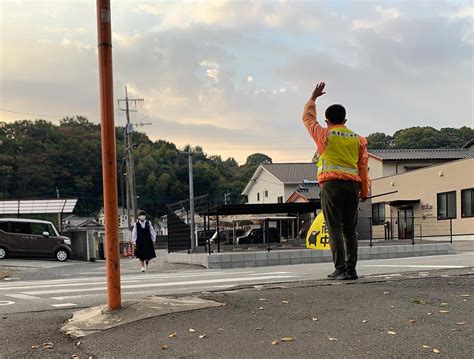 島津哲也（国民民主党熊本県連幹事長） On Twitter 週始めは交通安全おじさんでスタート。 議会広報委員会の後に熊本市長選挙の期日前