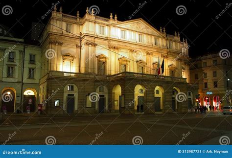 teatro alla scala main facade illuminated at night milan italy