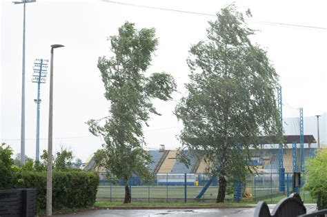 Nevrijeme stiglo u Hrvatsku u Zaprešiću padala tuča Prigorski hr