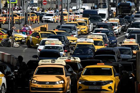 Anonymous Claims Responsibility For Moscow Traffic Jam Tied To App