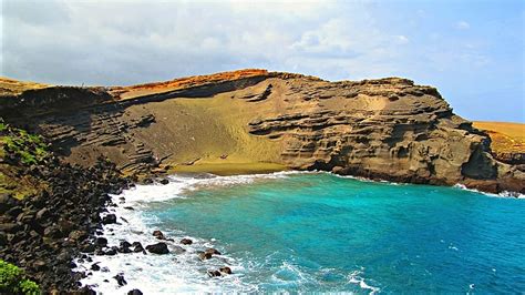 Papakolea Green Sand Beach Hawaii