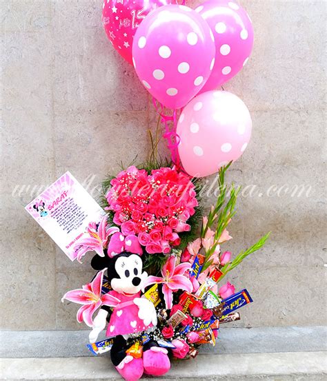 Rosas chocolates peluche y globos Floristería Detalle Ideal Medellín