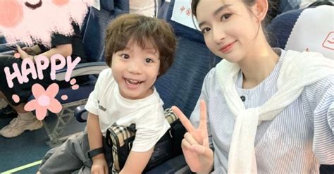 รวมรูปภาพของ ชุยอี้ซิน หนูน้อย ฉวนฉวน ลูกชายสุดน่ารักน่าหลงจาก รัก