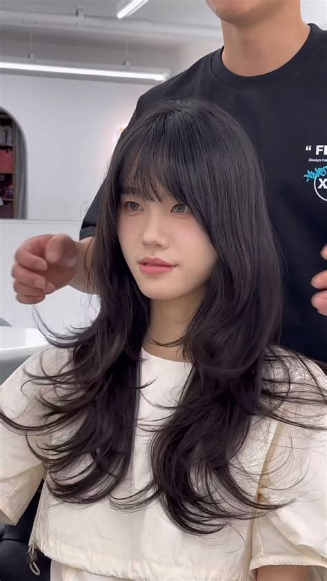 히피한 무드의 빈티지펌 원하는 디자인과 컬감의 느낌에 따라 다양하게 표현되는 펌 디자인들 쉐도우펌 베이비펌 히피펌 쉐일펌 컬 크림 하나로 손질 편한 매력의 남자펌