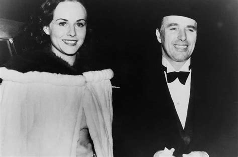 Shady Facts About Paulette Goddard The Infamous Gamin Factinate