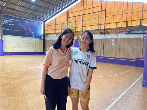 Haru Dan Bangga Dari Orang Tua Temani Setiap Langkah Michelle Suteja Dbl Id