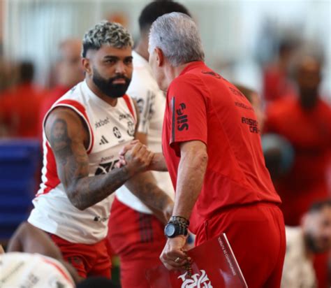 Flamengo Treina Neste Feriado E Segue A Preparação Para Duelo Contra O