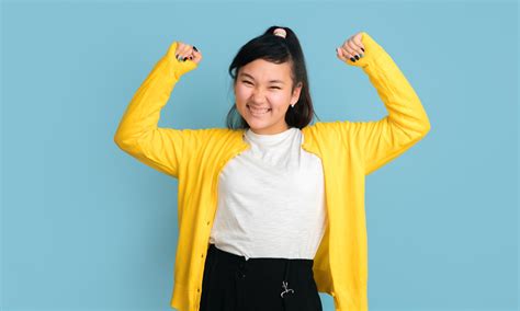 Kenali Tanda Tanda Masa Puber Remaja Putri