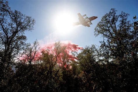Northern California Winds Stay High And Fires Break Out But Theyre