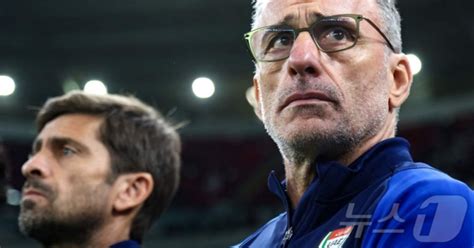 벤투 매직은 고사하고 점유율도 밀렸다 Uae 3경기 연속 무승 월드컵 출전 적신호→우즈벡에 0 1패