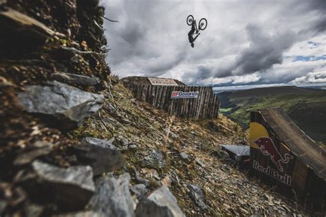 Jackson Goldstone Vince La Redbull Hardline 2022 MTB Mag