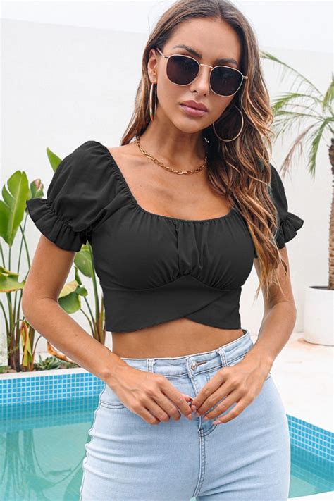Does Carmen Excepts Crop Tops Solowomen