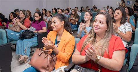Saúde realiza encontro de psicólogos para debater temas relevantes MCO