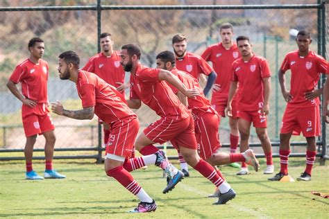 Leão Do Bonfim Recebe Baeta Em Casa Visando A Primeira Vitória Na