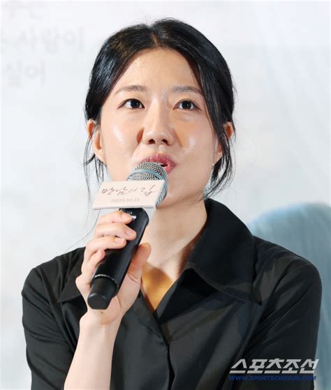 Director Cha Jung Yoon Of The Movie House Of Meeting Sportschosun
