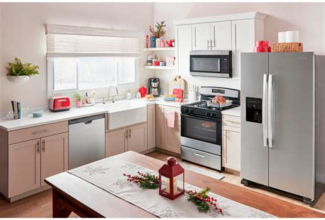 Amana 51 Cu Ft Freestanding Gas Range With Bake Assist Temps