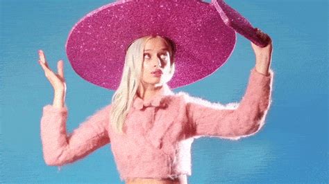 Selfie  Find And Share On Giphy