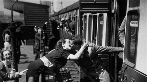 9 Kissing Customs From Around The World In Honor Of International