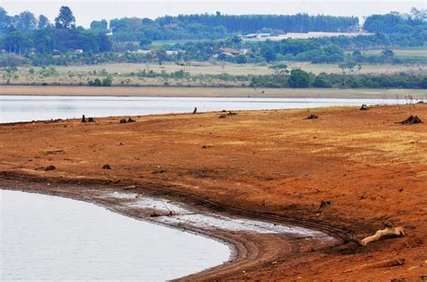 Seca Afeta Vida De 25 Milhões No País Em 975 Cidades De 12 Estados E Do