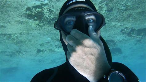 Cute Freediver Testing Mask Underwater ThisVid Com