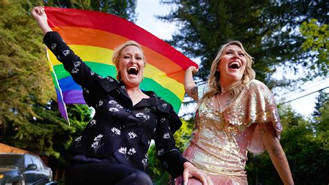 Lauren Pariani And Kate Schatz Marry The New York Times