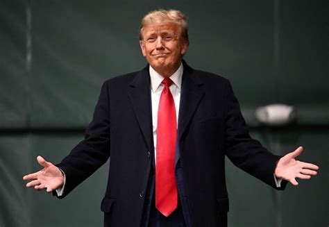 پاسخ رئيس جمهوری پاناما به ترامپ کانال، پانامایی باقی می ماند هیچ مذاکره‌ای در کار نیست تجمع