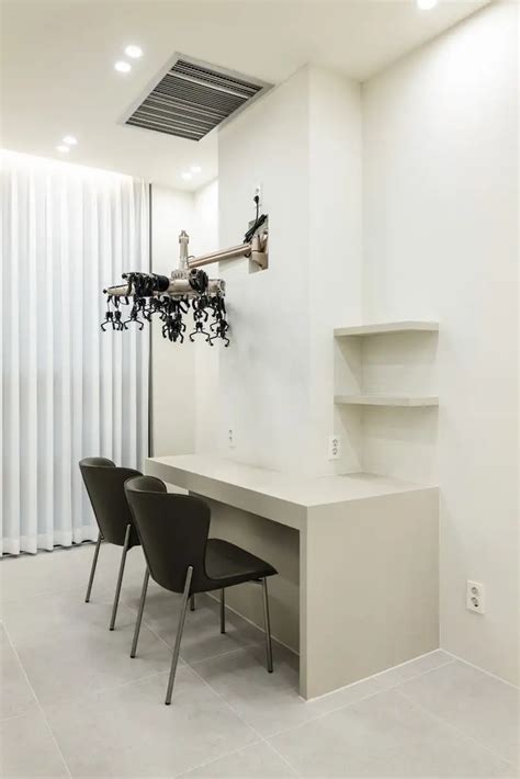 화이트톤 모던하고 미니멀한 16평 소형미용실 인테리어 남양주 다산동