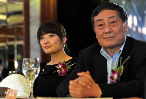 娃哈哈千金小姐宗馥莉近照，身價千億，今卻嫁不出去公開徵婚 每日頭條