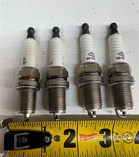 Briggs & Stratton 491055 - Alternative spark plugs