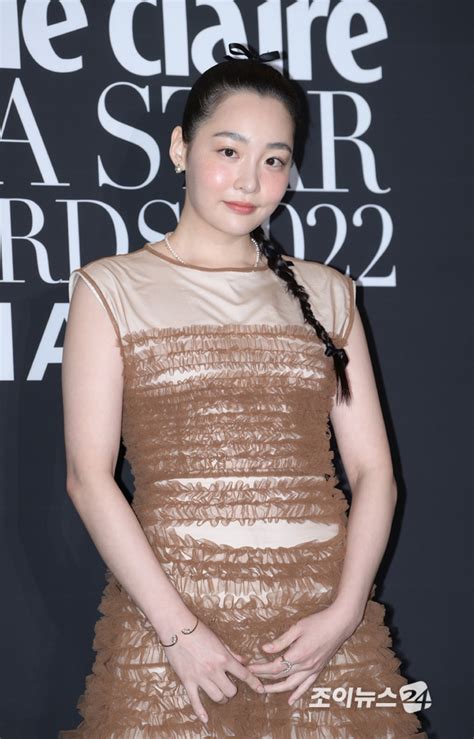 포토 볼빨간 김민하