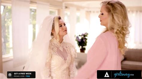 Girlsway Emotional Milf Julia Ann Fucks Her Bride To Be Stepdaughter