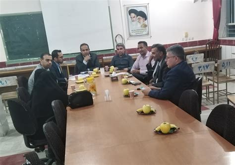 اولین جلسه اعضای انجمن اولیا ومربیان آموزشگاه